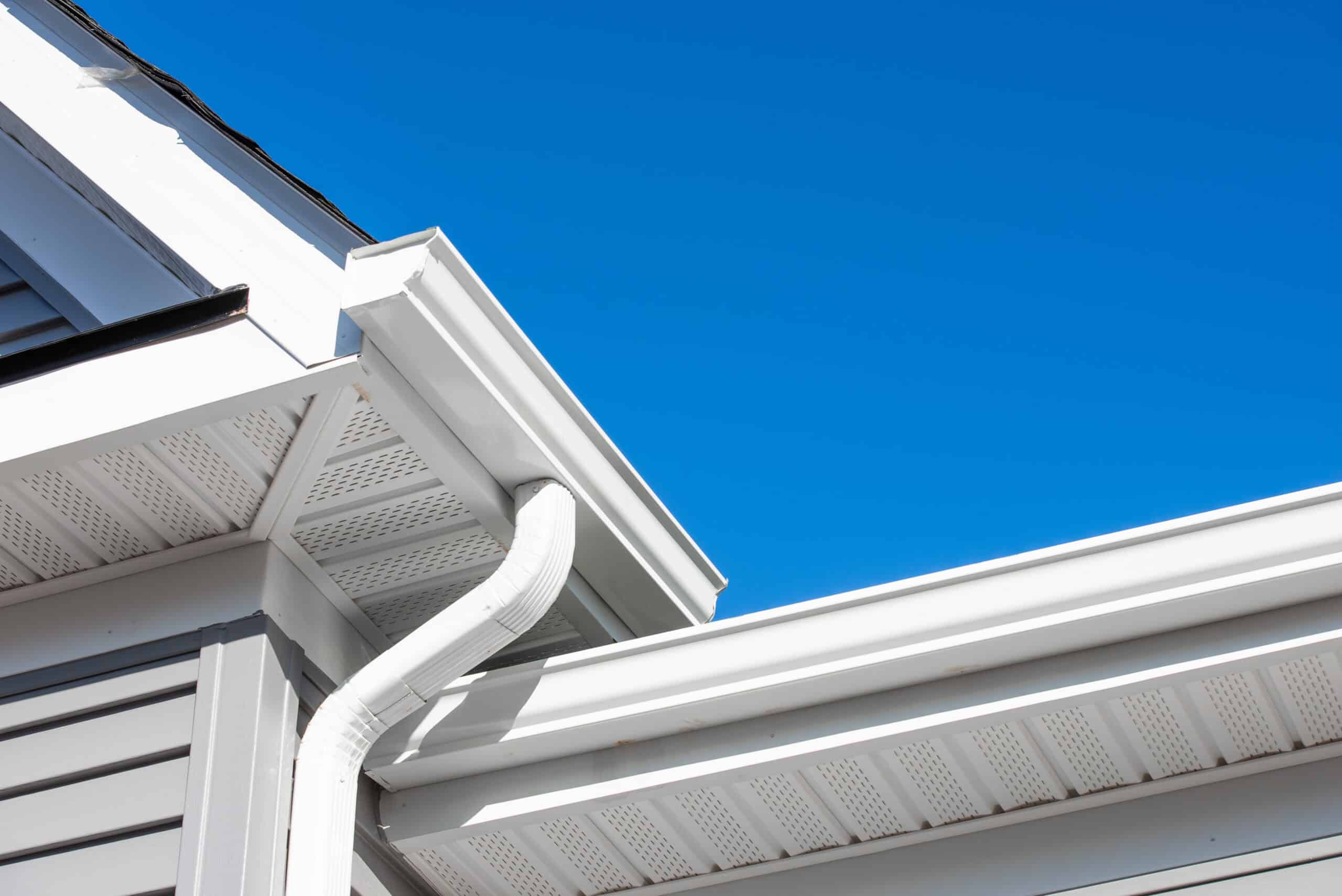 Vinyl Vs Aluminum Gutters: Which To Choose? (Comparisons)